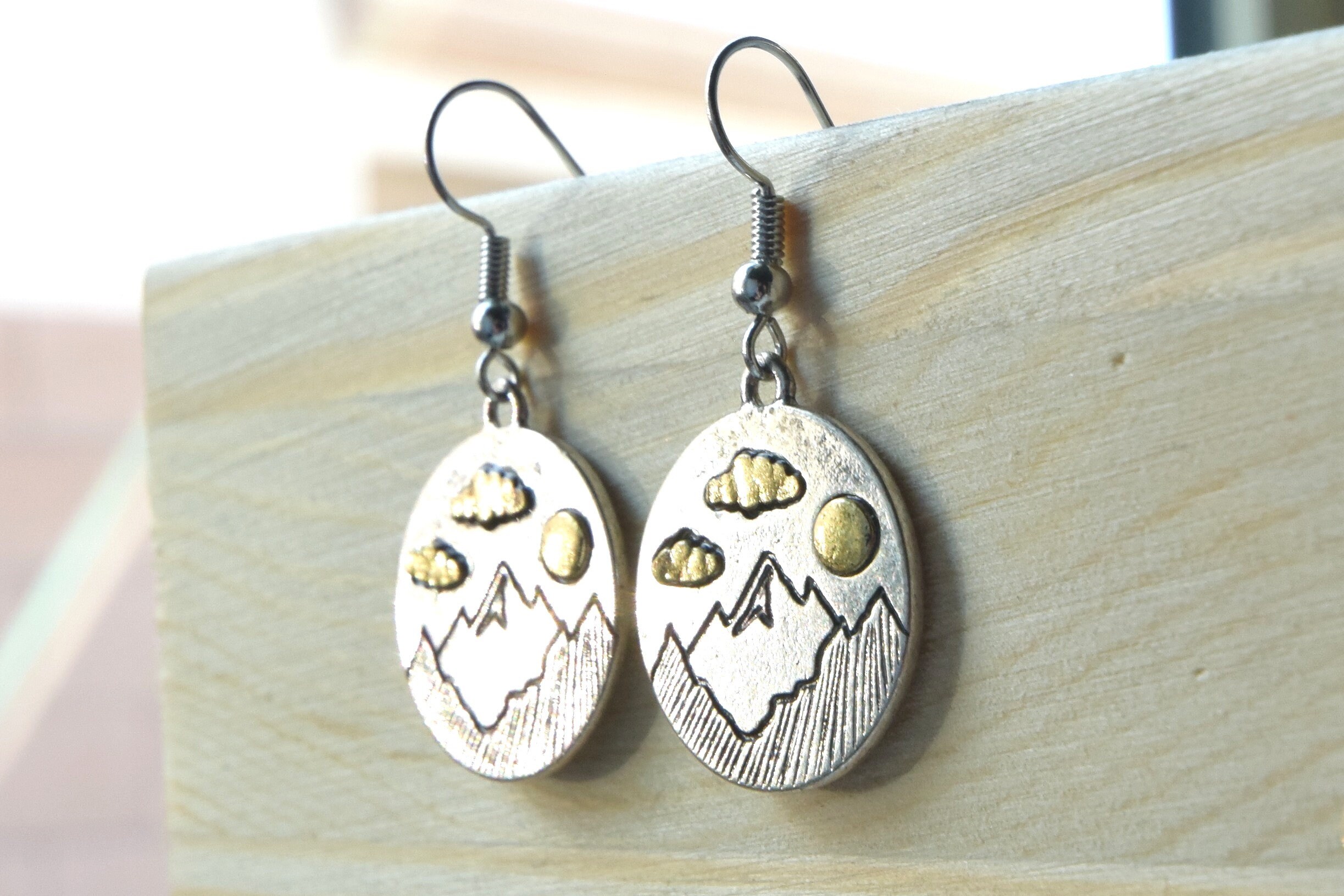 Adventurer Mountain Scene Earrings - Etsy