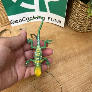 Geocache Lizard Gecko Micro Cache - Caching Container Hide & Seek Cache ...