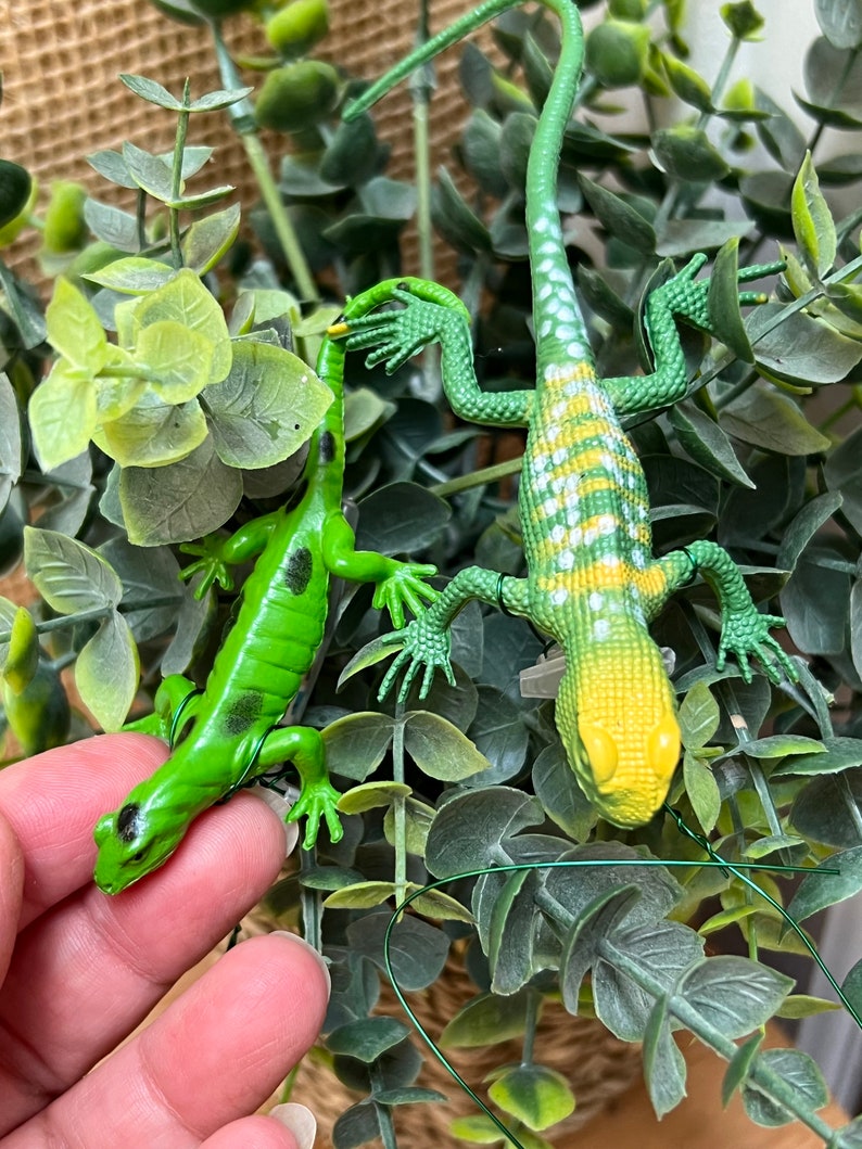 Geocache Lizard Gecko Micro Cache Caching Container Hide & - Etsy