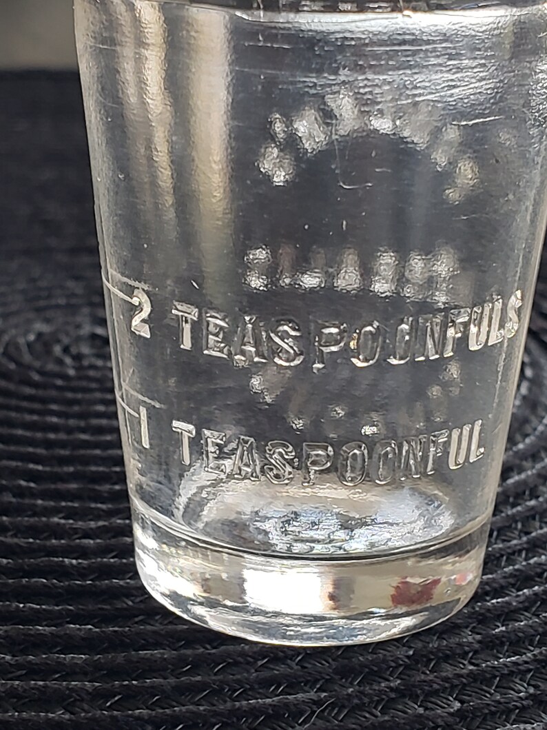 Fowler's Herbalis Compound Glass Dosing Cup - Etsy