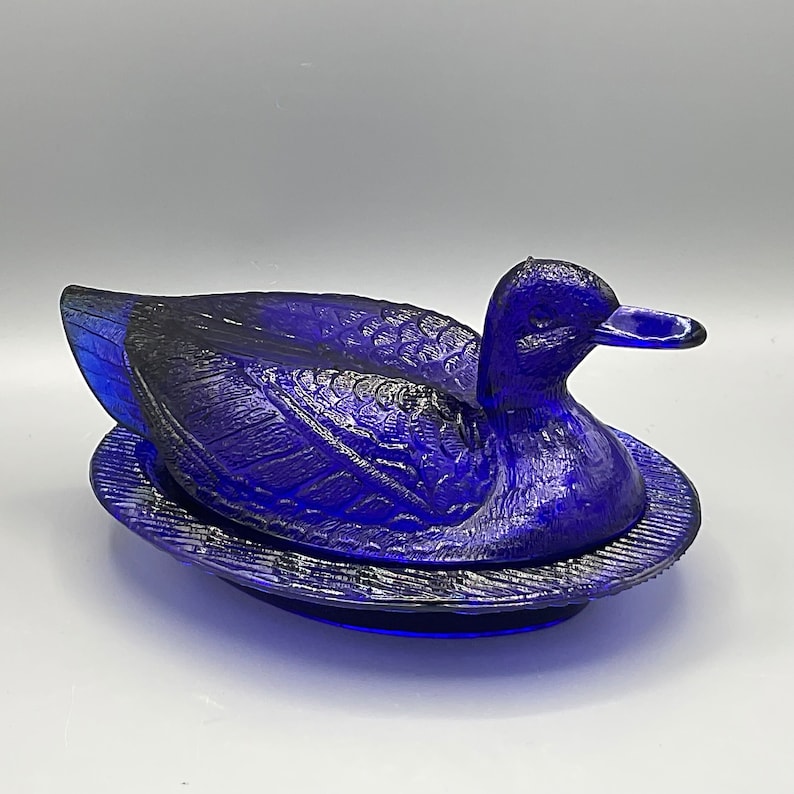 Westmoreland Cobalt Blue Duck on Nest - Etsy