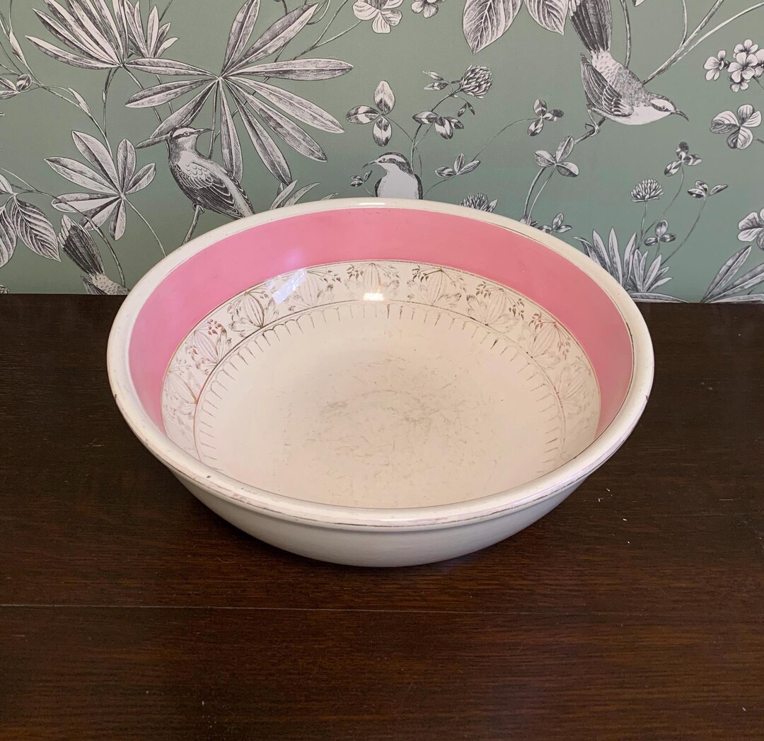 Large Vintage Wash Bowl / Pink & Gold Design - Etsy