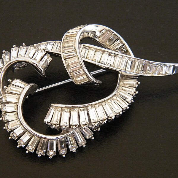 Brooch - Etsy