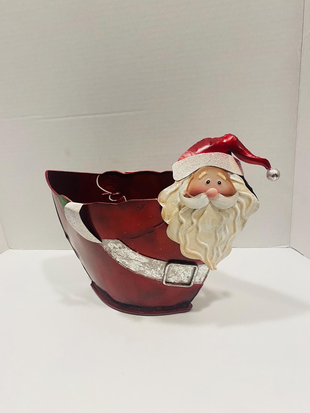 Pier 1 Santa Claus Tin Metal Bucket Holder Holiday Home Decor Christmas ...