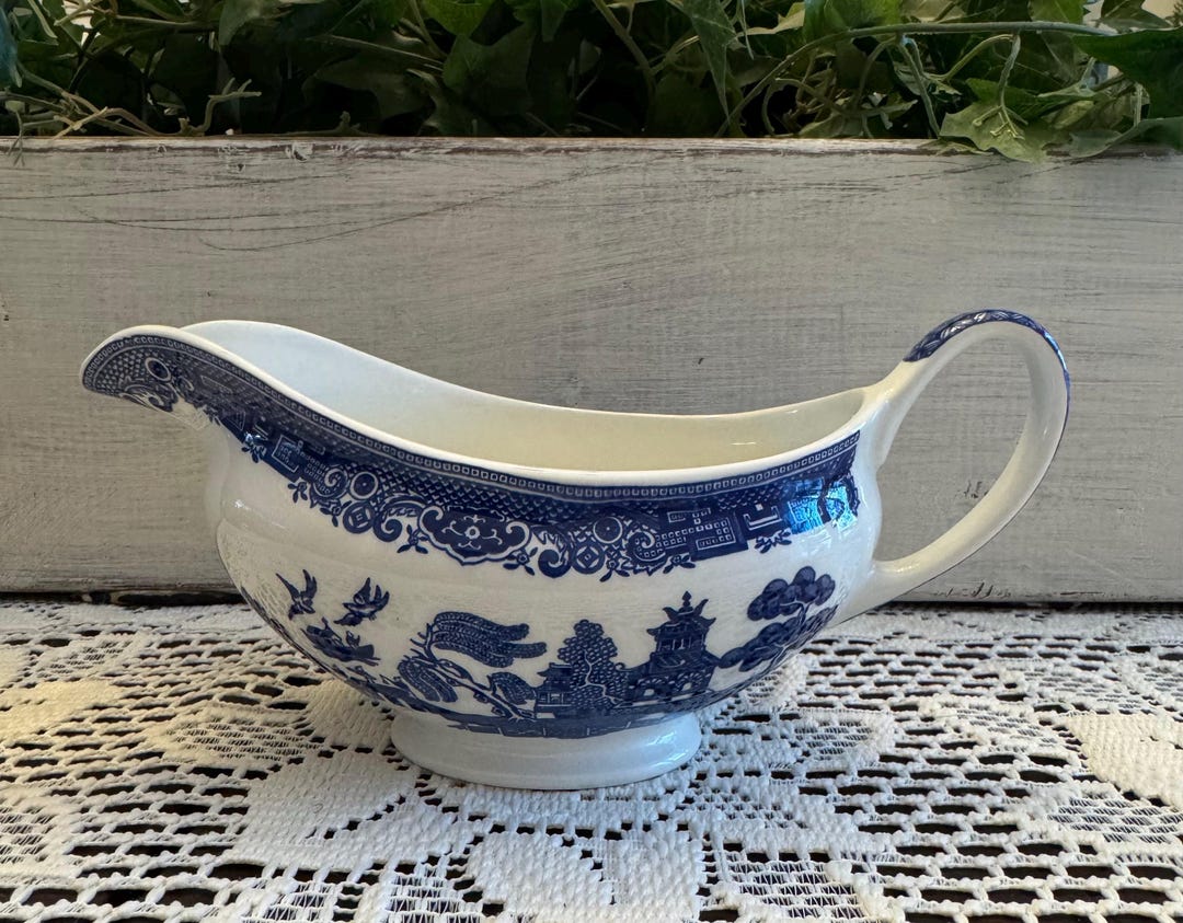 Johnson Brothers Blue Willow Gravy Sauce Boat - Etsy