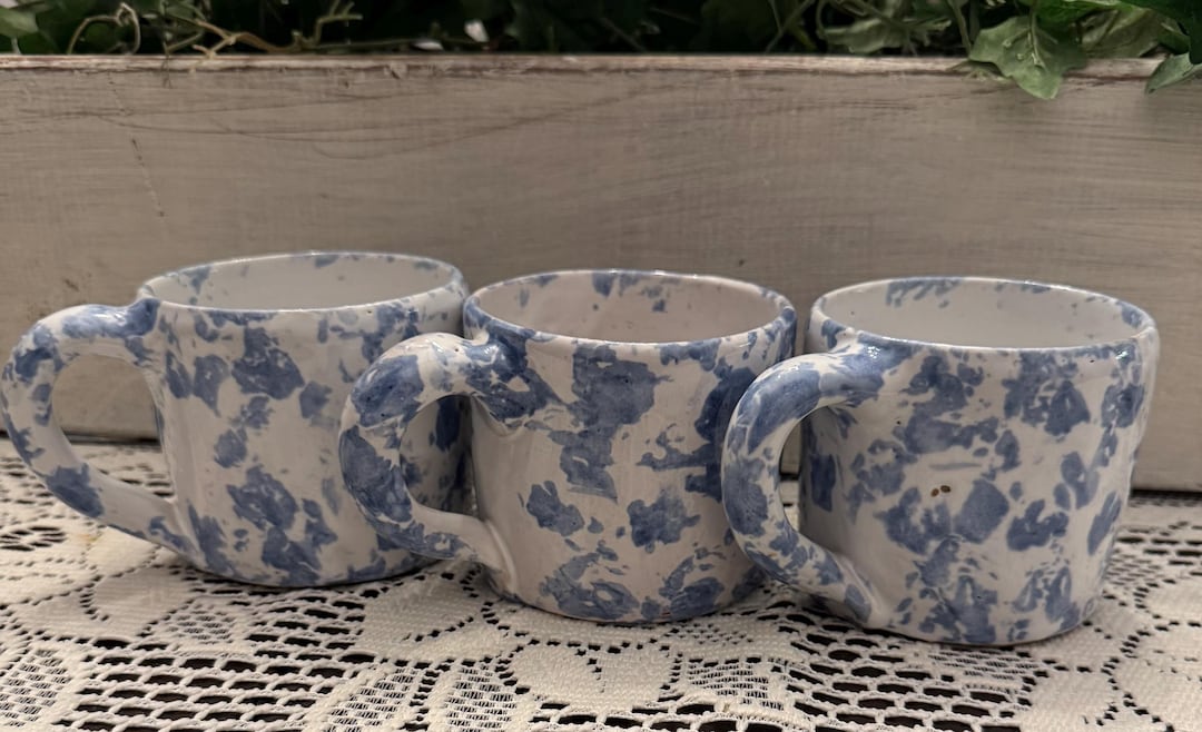 Set of 3 Bybee Pottery Blue White Spongeware Mugs - Etsy