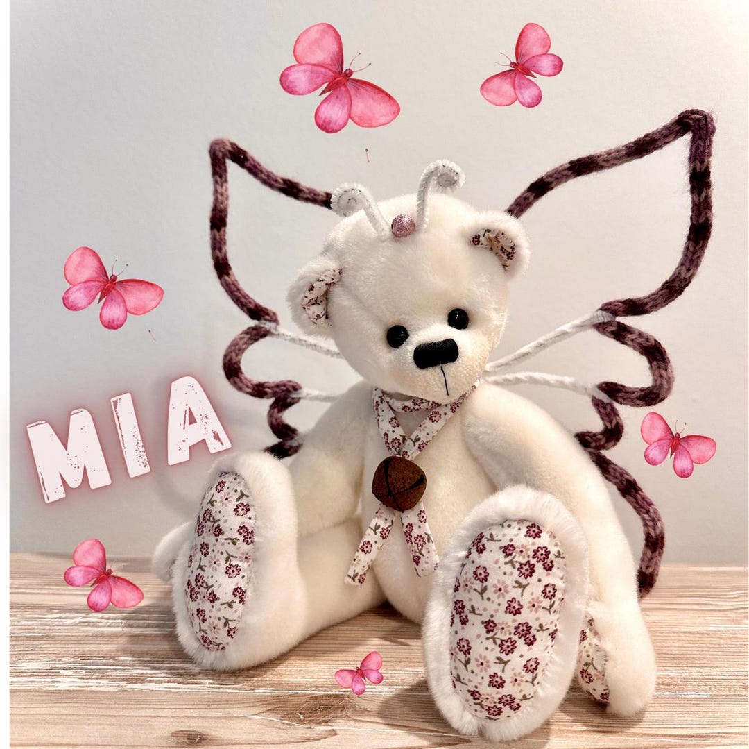 Teddy ... MIA ... Sweet, Hand-sewn Teddy Bear Lady Made of White Steiff ...