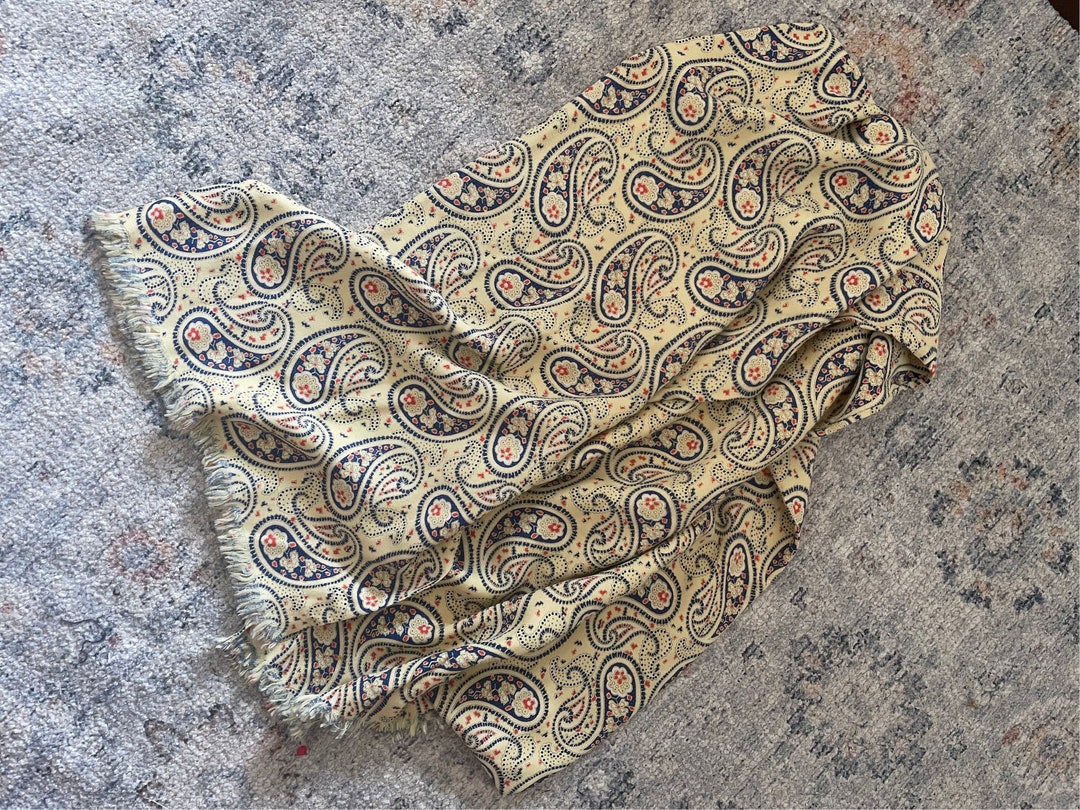 Vintage Mid Century Butter Soft Cotton Men’s Scarf, Pale Yellow & Navy ...