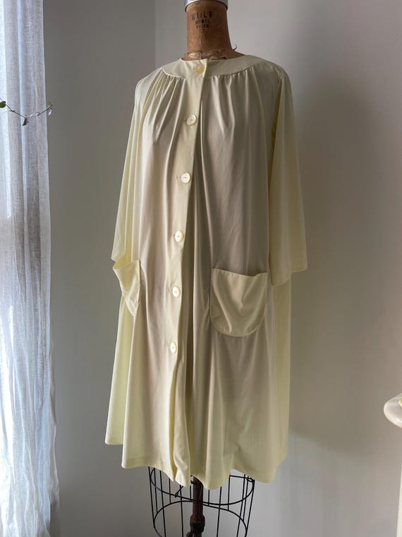 Vintage butter yellow nylon robe | pastel aesthetic, … - Gem