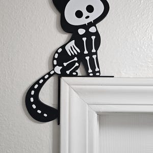 Spooky Cat Halloween Door Decoration - Etsy