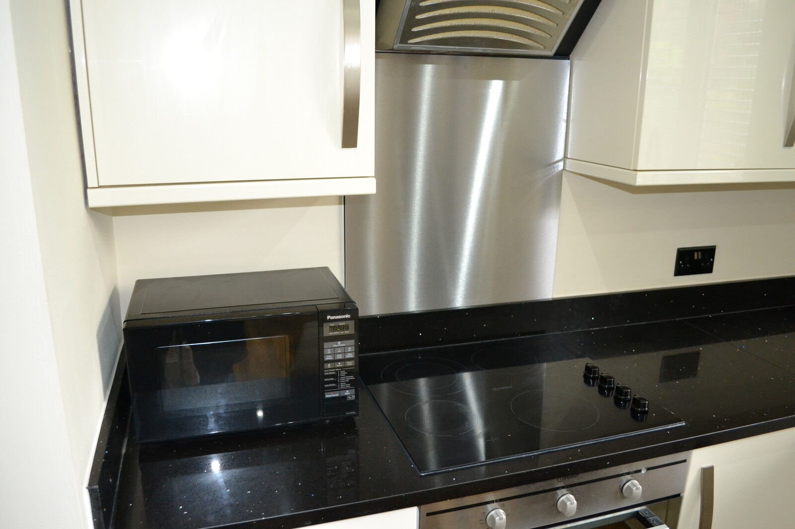 Satin Brushed Stainless Steel Cooker Splashback Guard Kitchen Hob Back ...