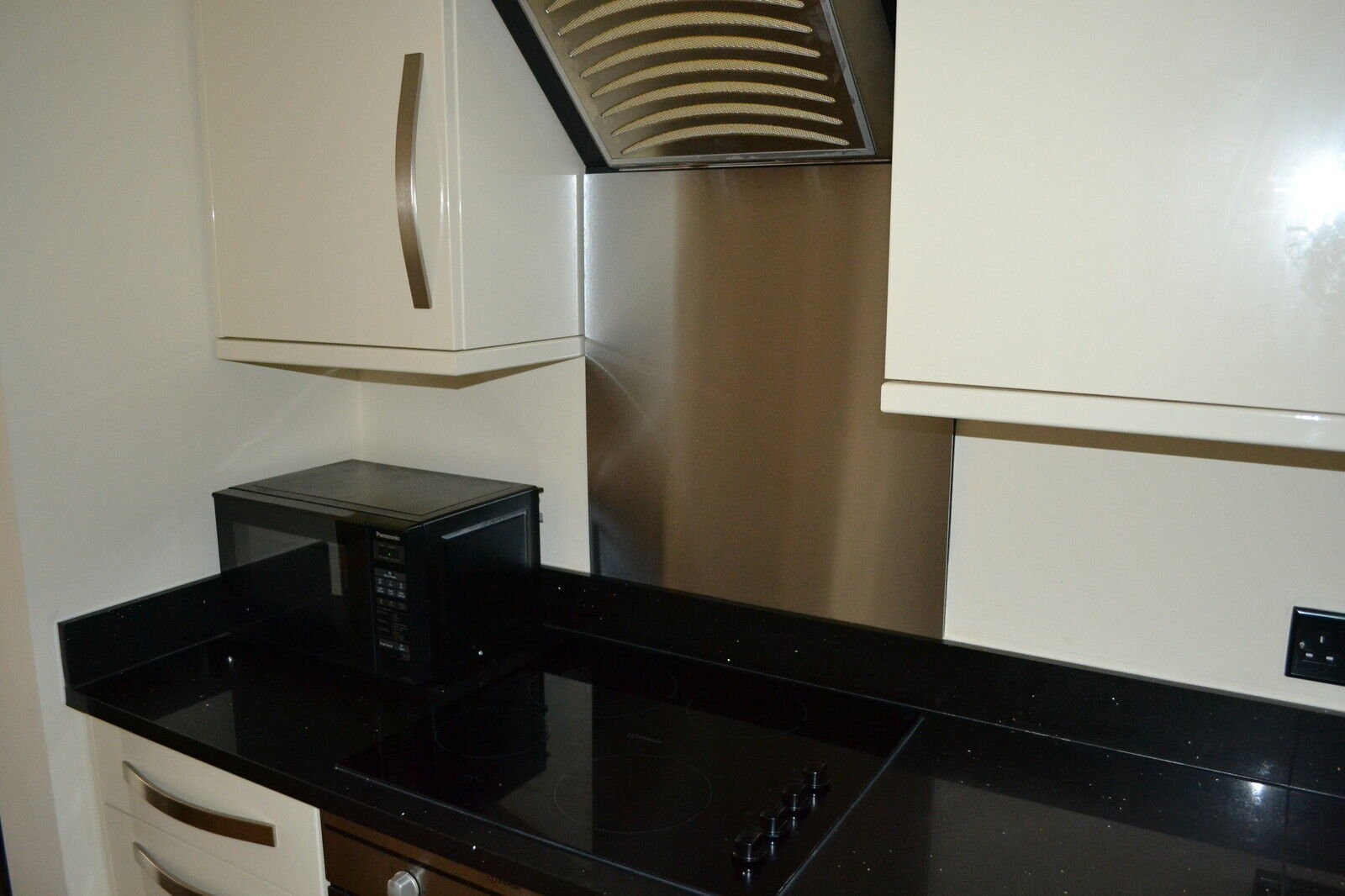 Satin Brushed Stainless Steel Cooker Splashback Guard Kitchen Hob Back ...