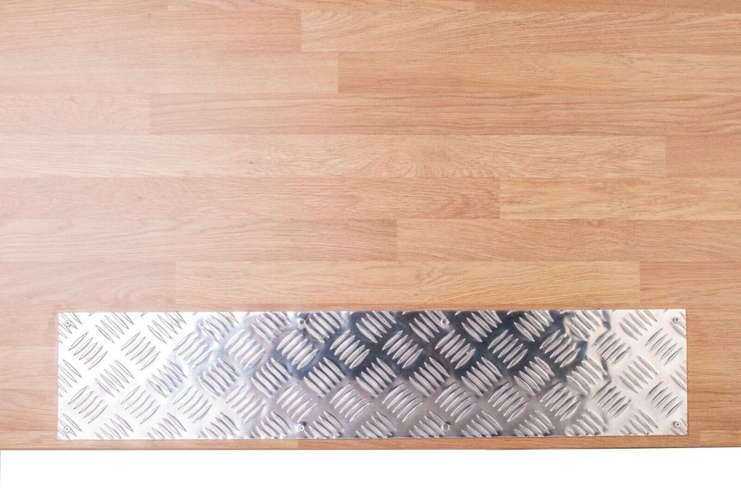 Aluminium Chequer Plate Metal Door Kick Plate, Push Plate, Finger Plate ...