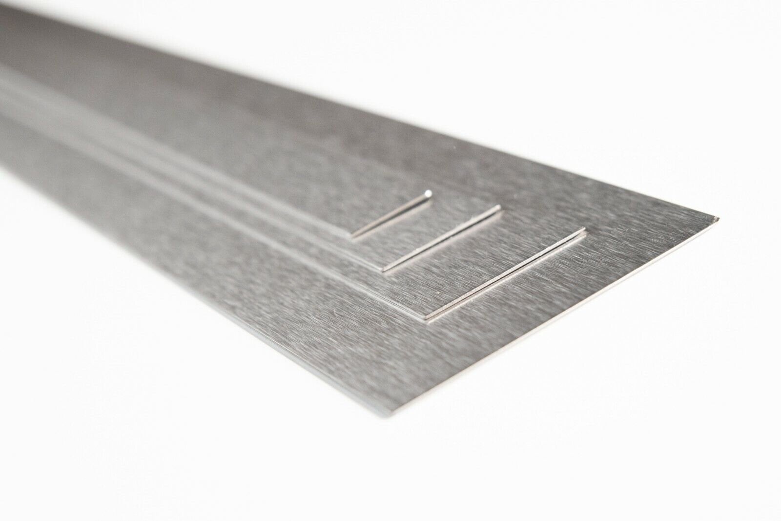 430 Grade Brushed Stainless Steel Flat Bar Metal Strip Trim Edging - 1 ...