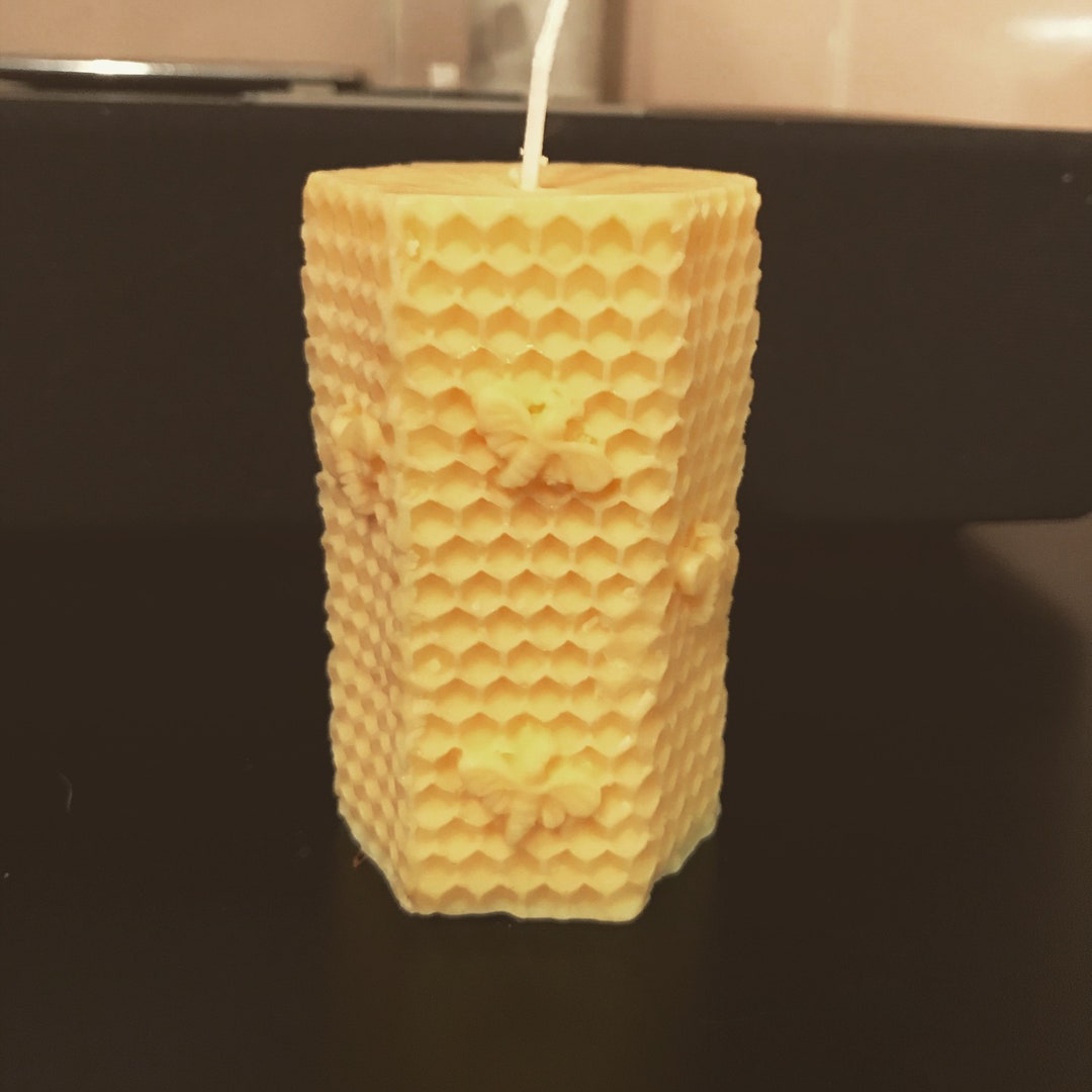 Honey scented handmade soya wax bee comb - Etsy.de