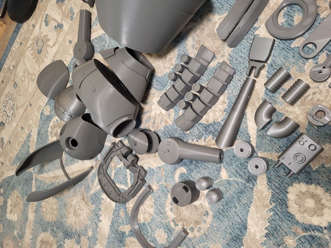 WA-7 Waitress Droid. 1:1 Scale Life Size Kit - Etsy