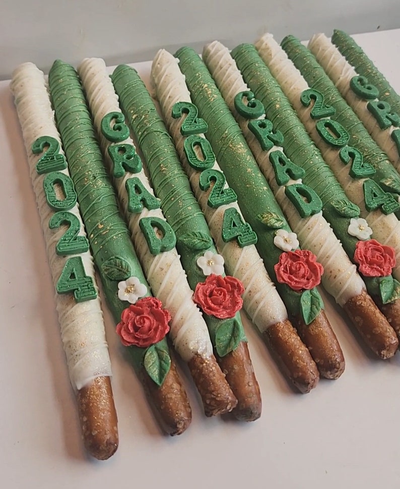 Gift Box for 2024 Graduate, Graduation Themes Chocolate Covered Pretzel ...