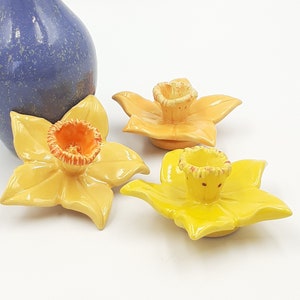 Decorative Lying Daffodils (1 Pc) | Ceramic Daffodil Flowers | Ceramic ...