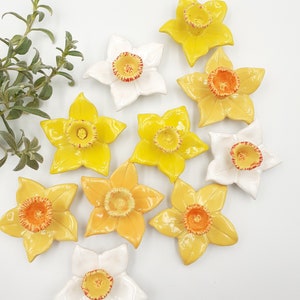 Decorative Lying Daffodils (1 Pc) | Ceramic Daffodil Flowers | Ceramic ...