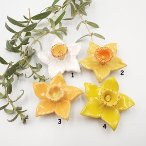 Decorative Lying Daffodils (1 Pc) | Ceramic Daffodil Flowers | Ceramic ...