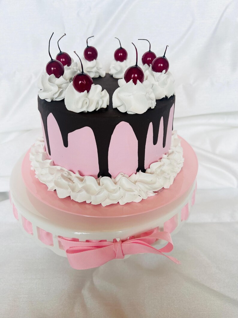 Handcrafted Realistic Fake Cakes, Fake Bakes, Perfect Photo Prop & Home ...