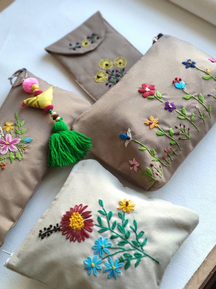 Pouch Embroidered Set of 4, Vanity Kit, Travel Pouch, Cases for ...