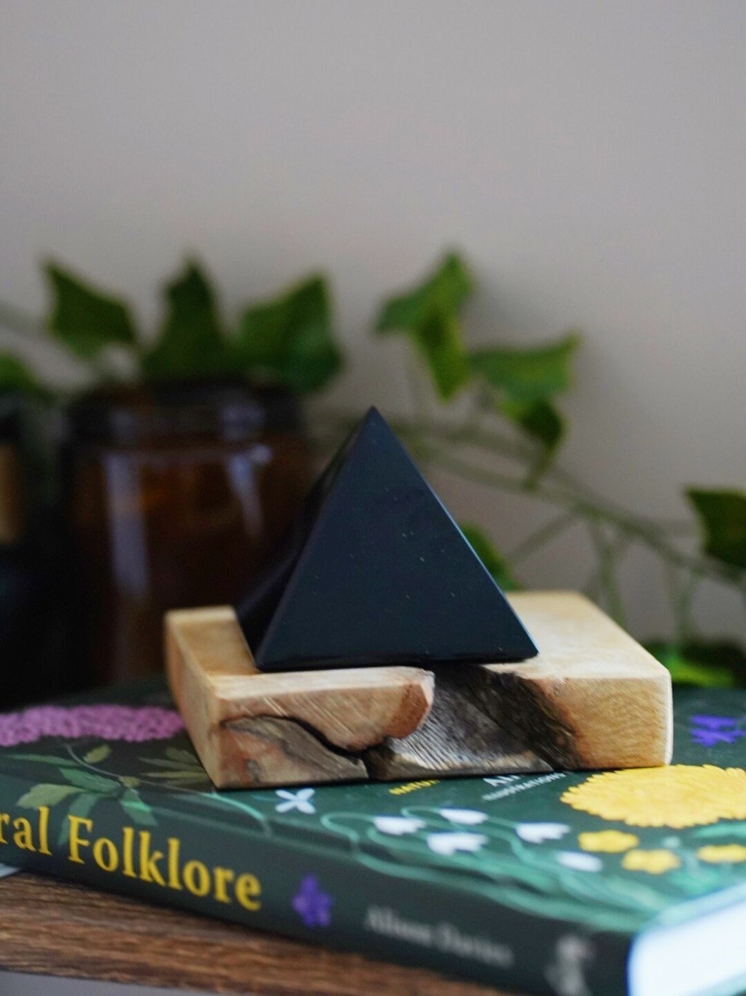 Black Obsidian Pyramid, Crystal Pyramid, Protection Crystal, Grounding ...