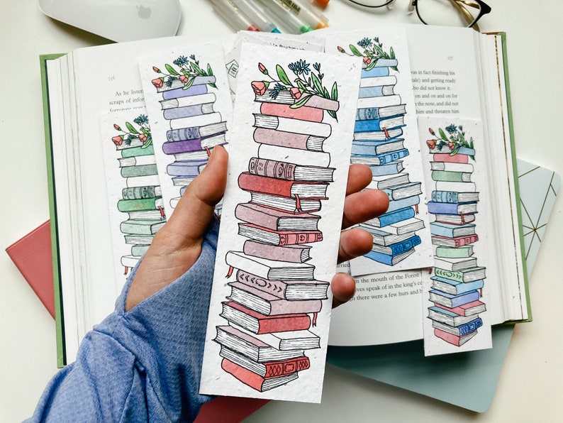 Plant Me Bookmarks: Book Pile Tracker Bookmarks - Etsy