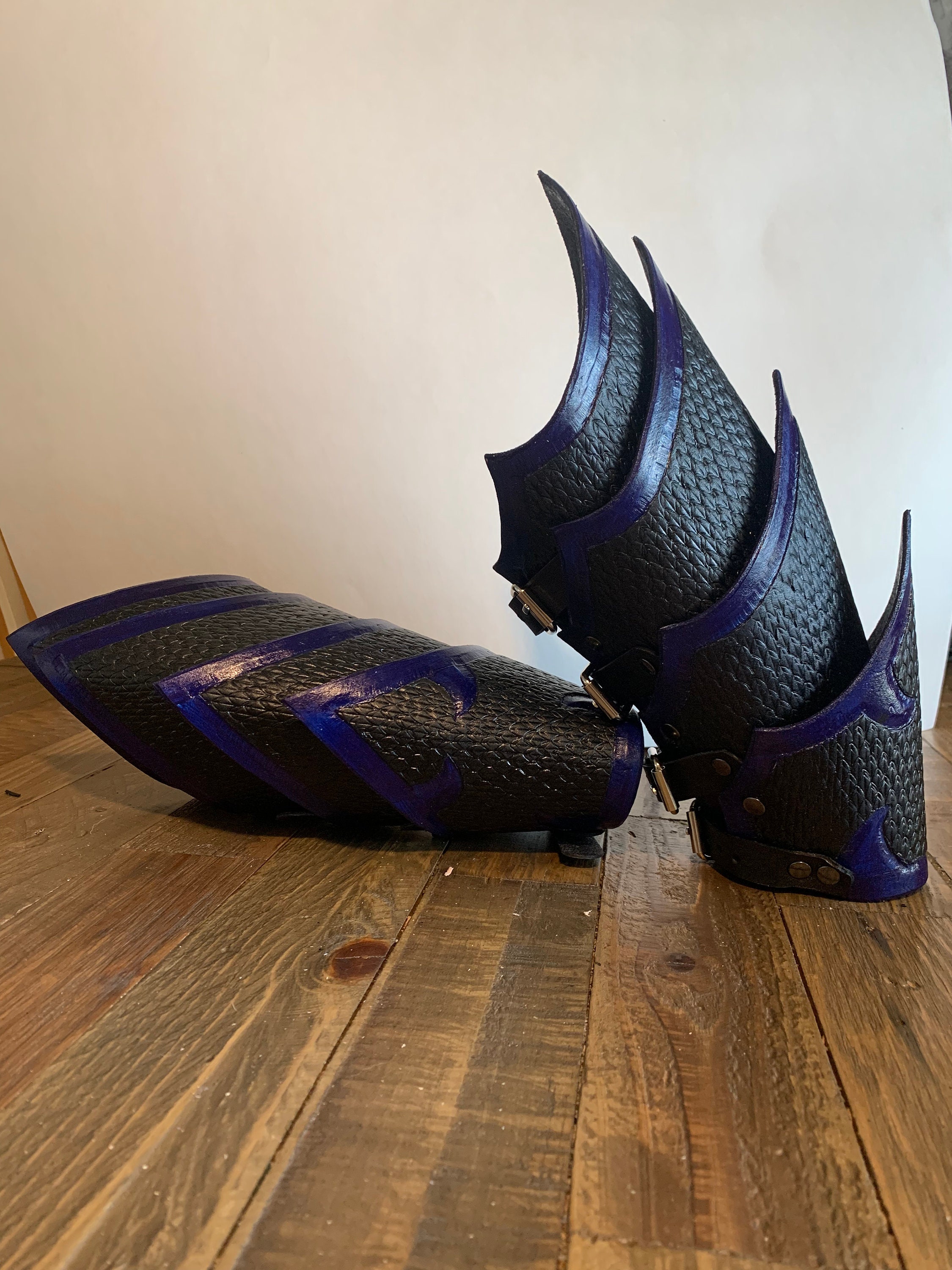 Two Tone Dragonscale Leather Bracers - Etsy