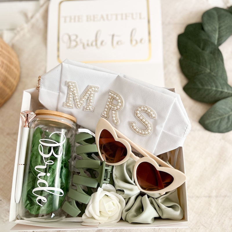 Gift for Bride - 60+ Gift Ideas for 2025
