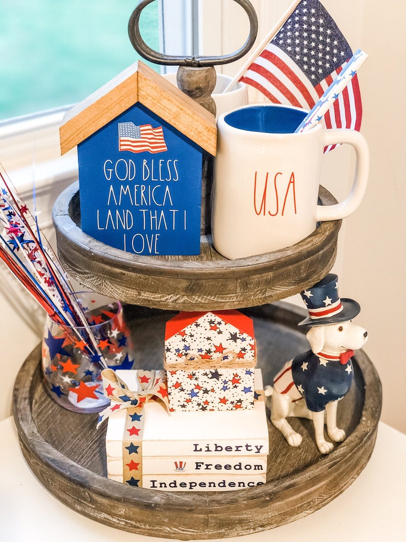 Americana 4th of July Book Stack Wooden Book Bundle - Etsy