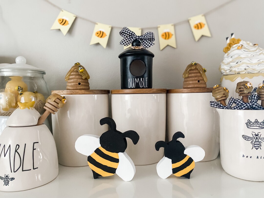 Wooden Bee Cut Outs , Wood Bee, Stands Alone, Hand Cut, Bee Farmhouse ...