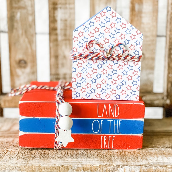 Patriotic Book Stack - Etsy