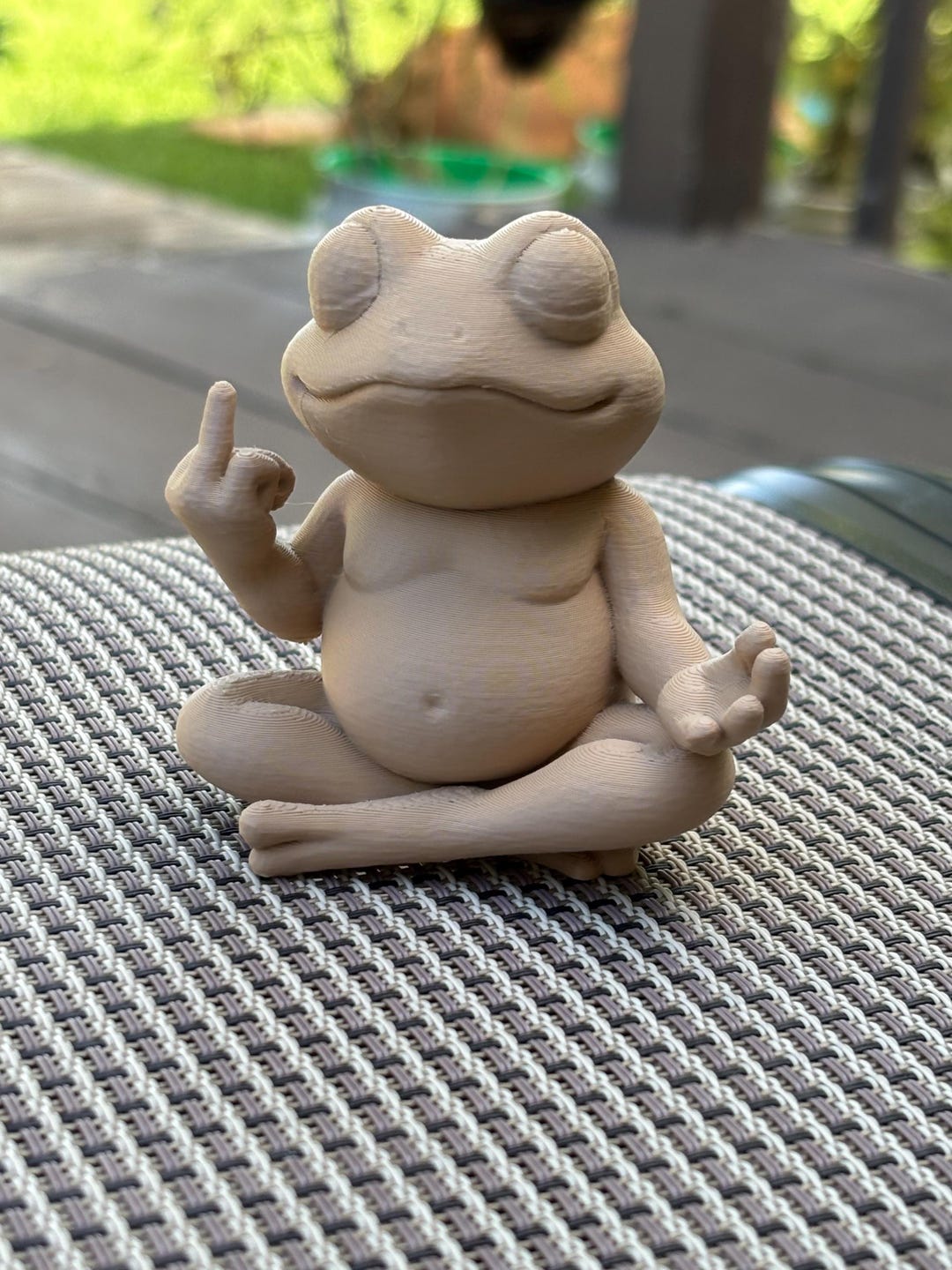 Frog Sculpture. Middle Finger and Peace. - Etsy