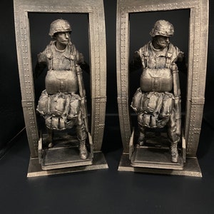 Jumpmaster Statue Female Version, Military Art, Wall Decor, 82nd ...