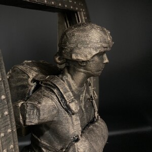 Female US Army Jumpmaster Statue: 82nd Airborne Military Art - Etsy