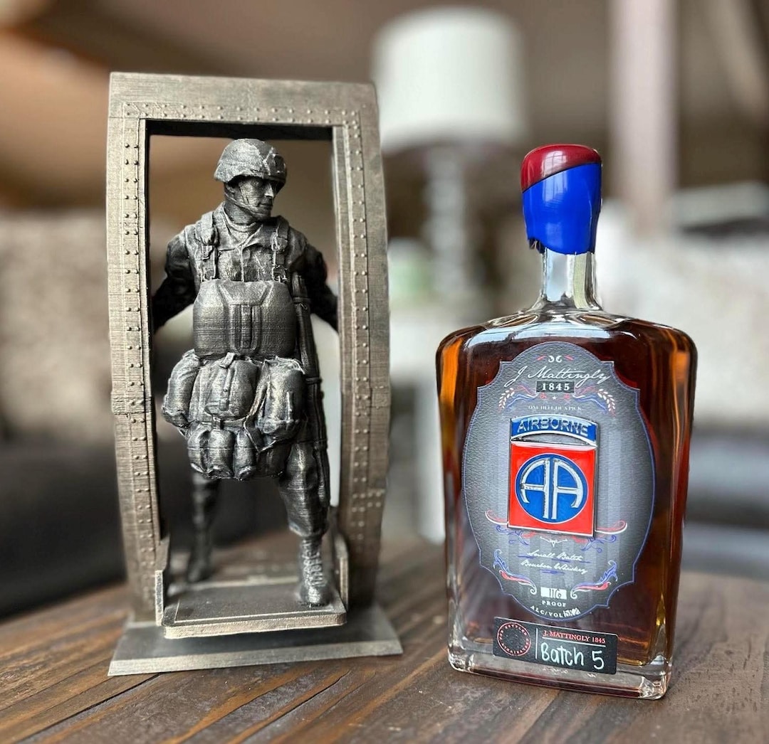 3D Printed Jumpmaster Statue: Military Gift, Airborne Art - Etsy