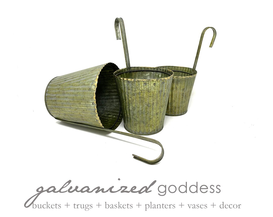 CLEARANCE 30% Fluted Galvanized Flower Bucket, Dipper, Pew Decor ...
