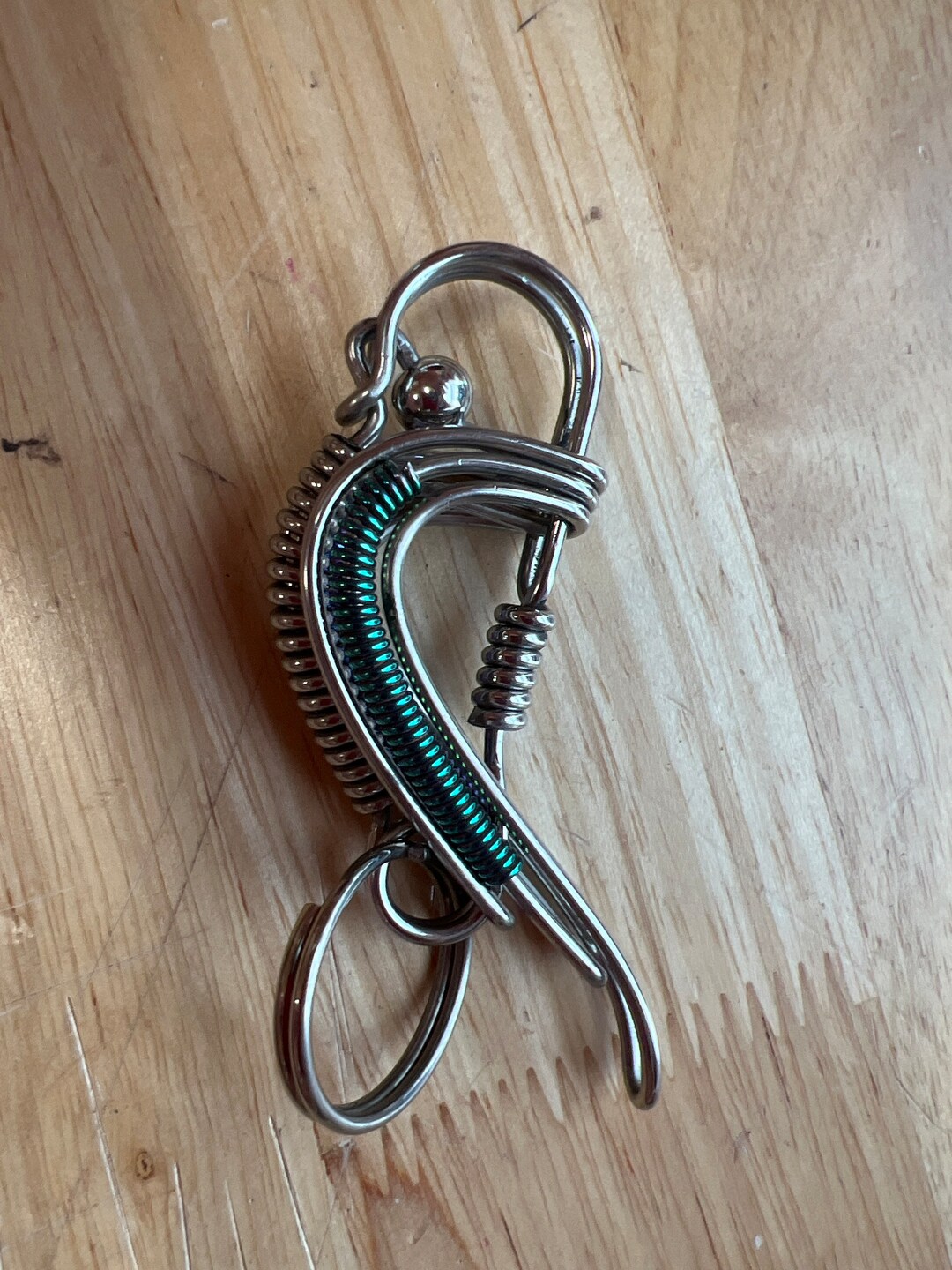 Handmade Stainless Steel Wire Keychain, Unique Squeeze Design - Etsy