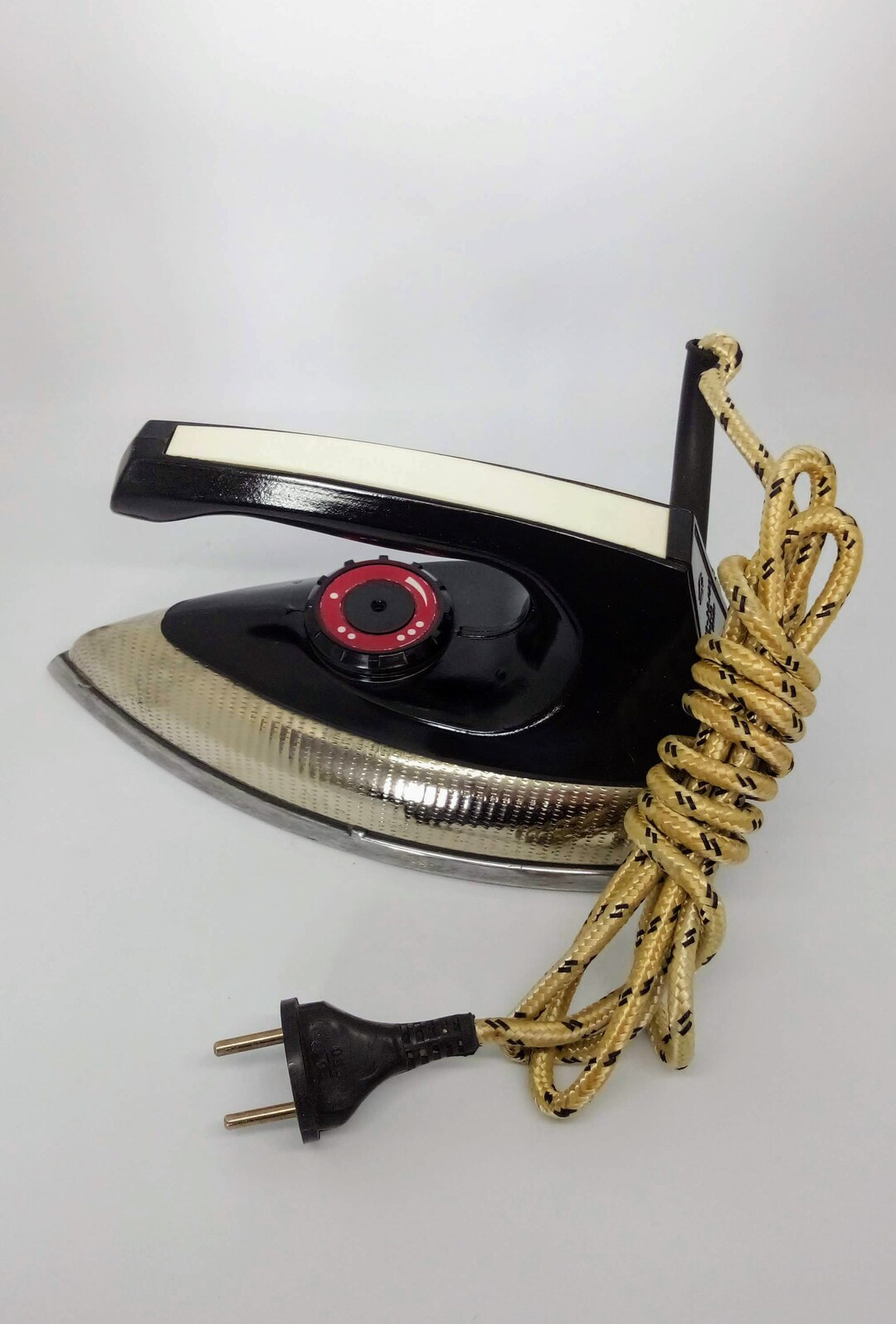 Vintage Iron Old Iron Soviet Era Iron USSR 1973's Vintage Household ...