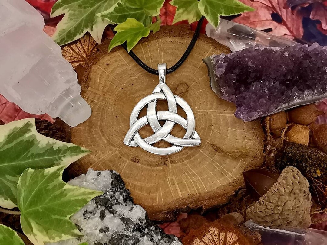 Triquetra Necklace, Celtic Trinity Knot Jewellery, Pagan, Wiccan Charms, Love Loyalty and ...