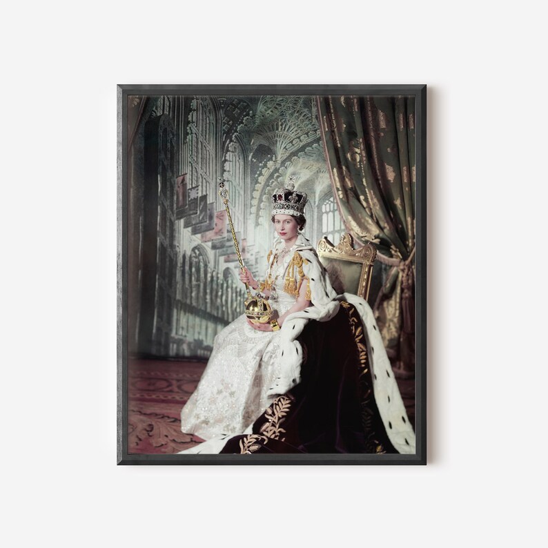 Queen Elizabeth II Portrait Iconic Queen Elizabeth Print Royal Jubilee ...
