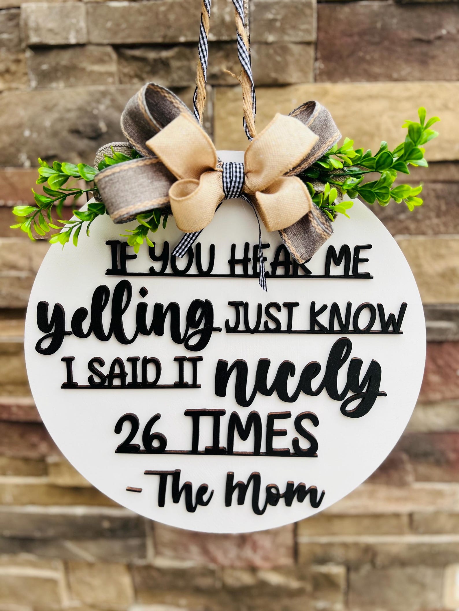 16" Funny Round, If You Hear Me Yelling.. - Etsy