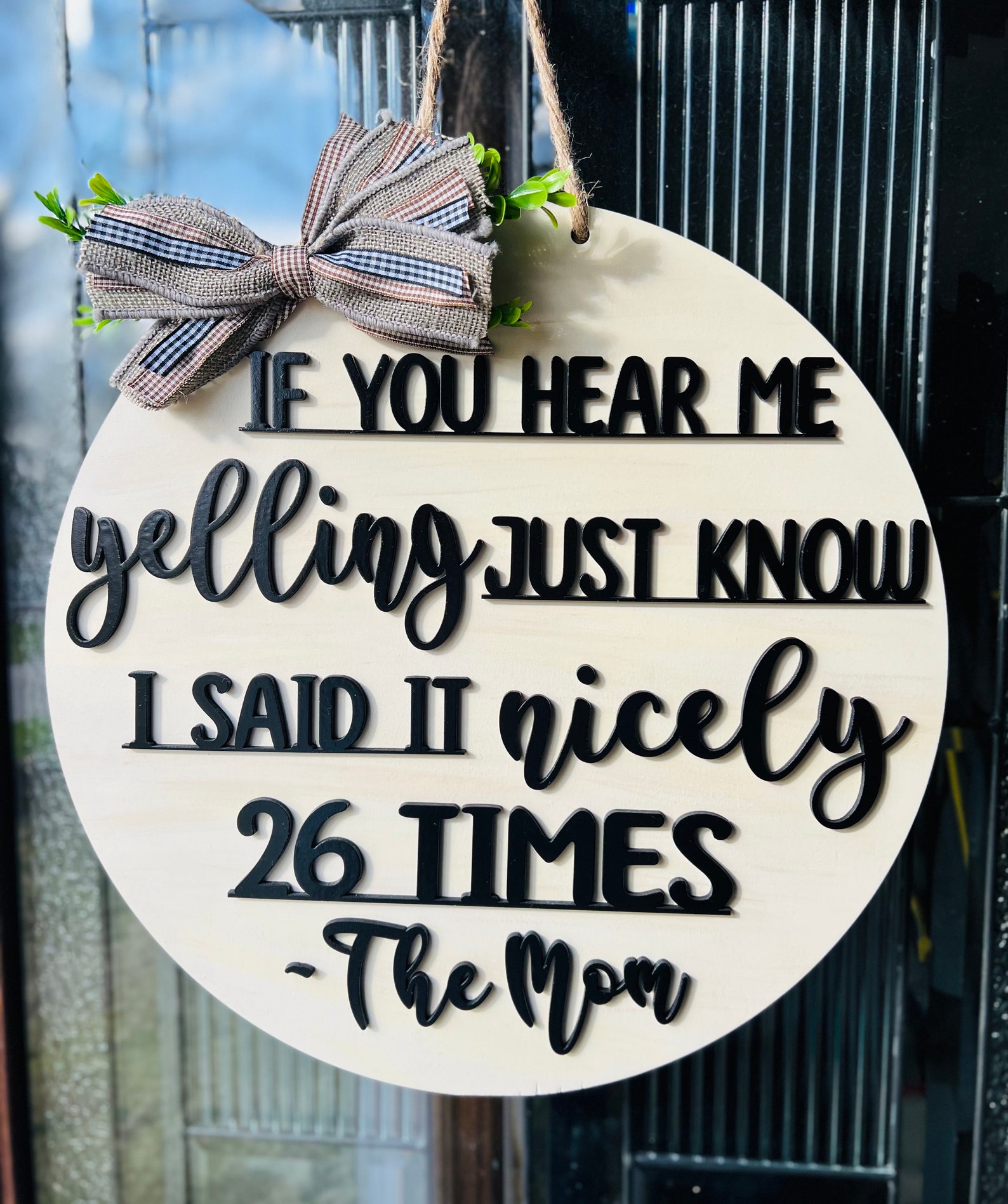 16" Funny Round, If You Hear Me Yelling.. - Etsy
