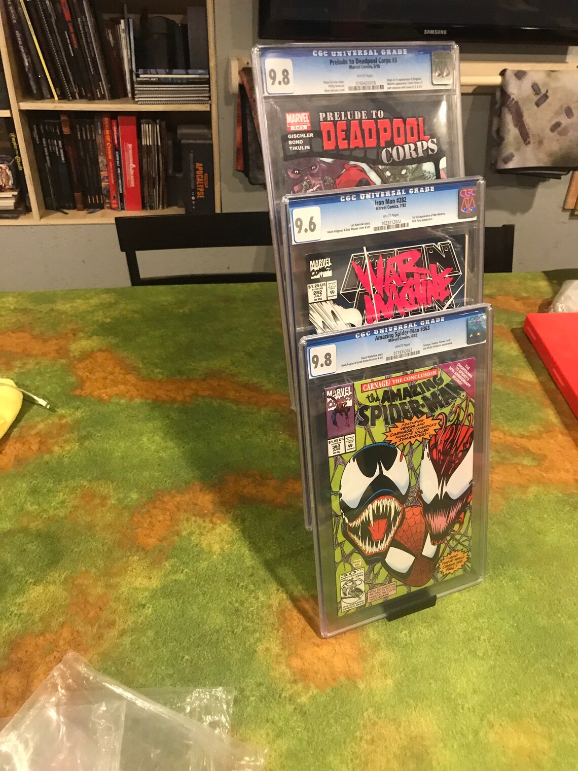 3 TIER Comic Book Display Stand Great for Graded CGC & CBCS - Etsy