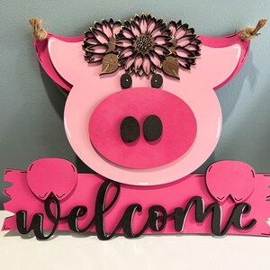 Flower Pig Welcome Sign, Layered, Wood, Customizable - Etsy