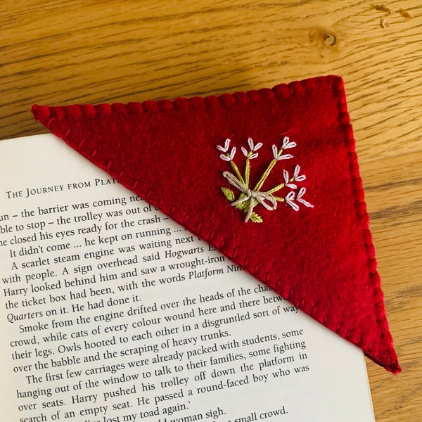 Book Corner - Etsy UK