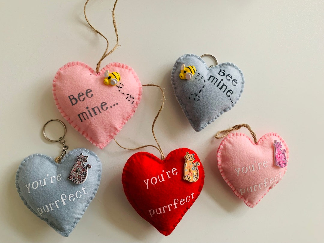 Heart Keychain, Heart Keyring, Heart Decor, Felt Heart, Bee Mine, Your ...