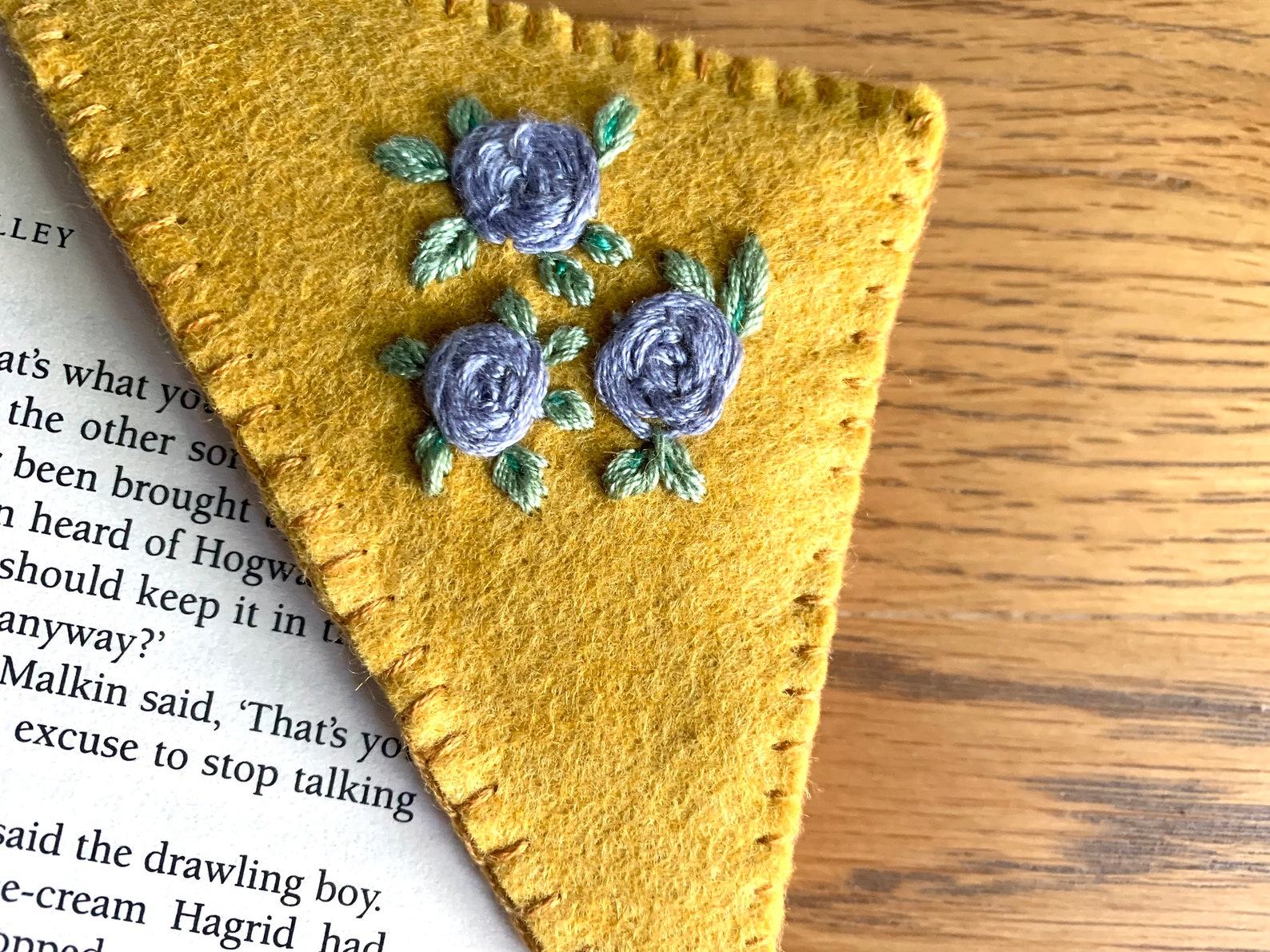 Bookmark Corner Bookmark Felt Bookmark Embroidery Flowers - Etsy