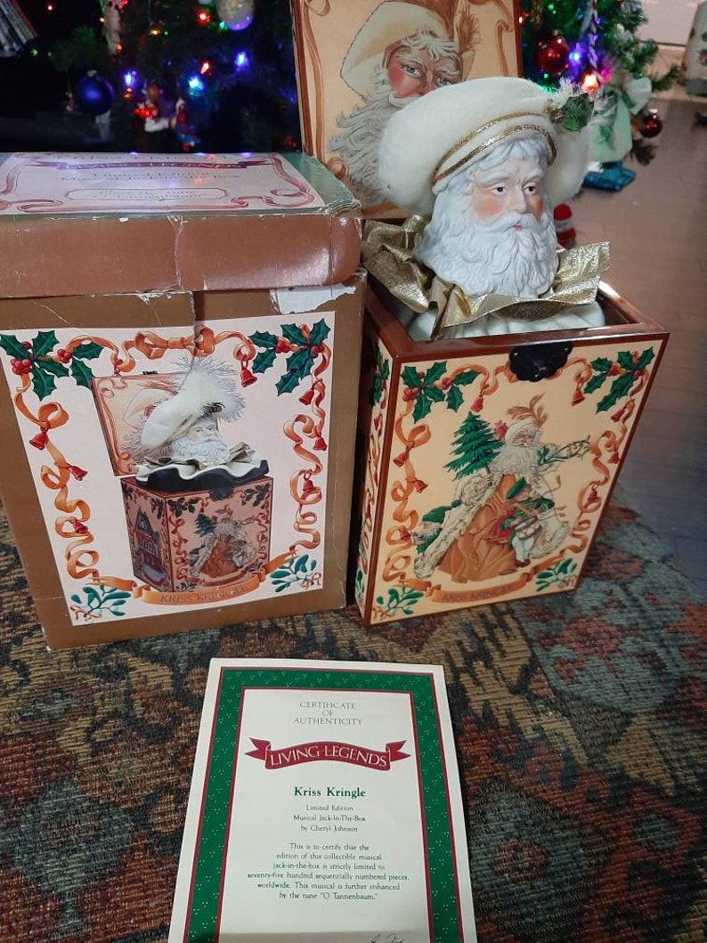 Vintage Kris Kringle Music Box in Great Condition - Etsy Canada